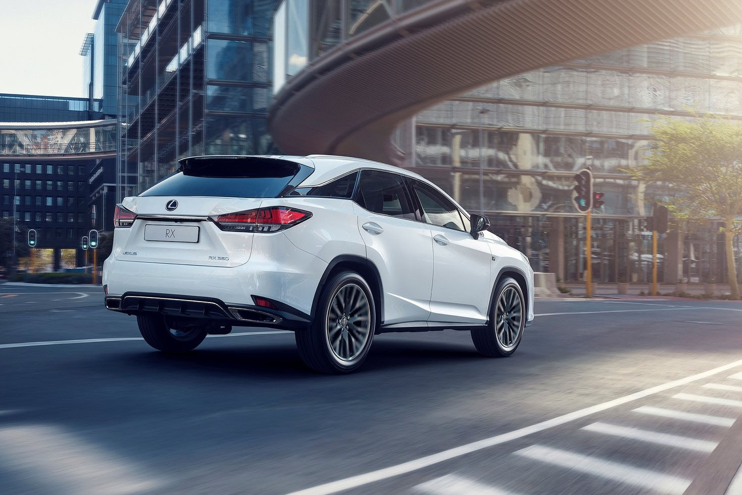 StriveME - لكزس RX 2020 تعرف على المواصفات والأسعار بالسعودية